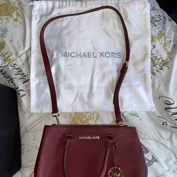 Michael Kors | Bags | Michael Kors Sutton Saffiano Leather Satchel Bag ...